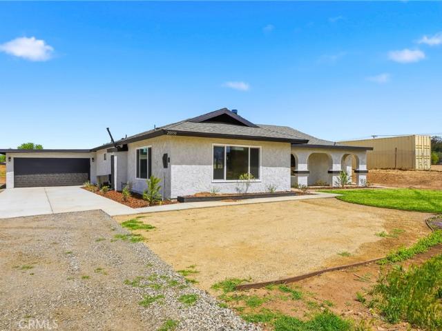 20950 Warren