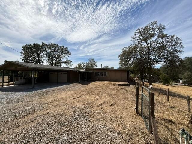 20950 Heston Lane