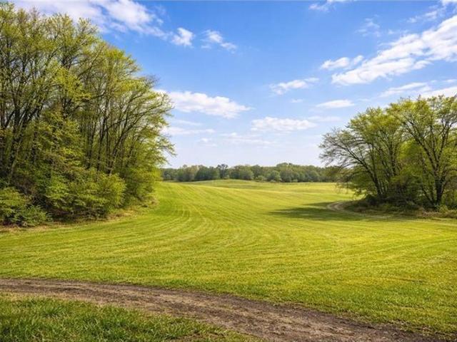 20956 Horseshoe Ct, Credit River, MN 55372