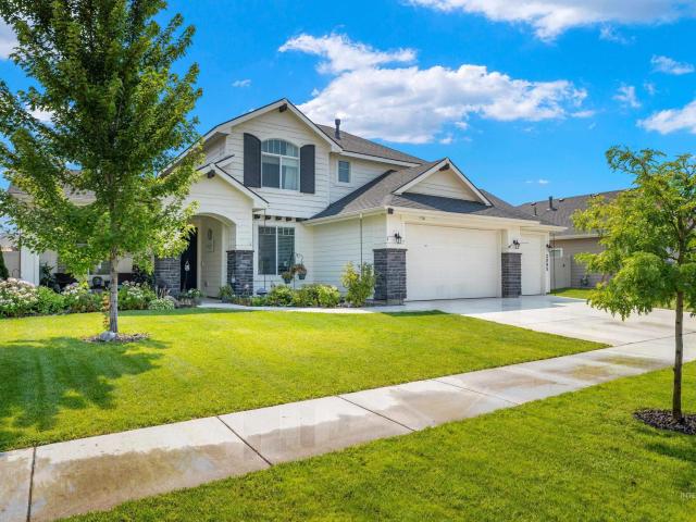 2095 N Windmill Way