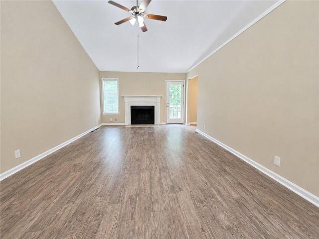 2095 Oakpointe Court