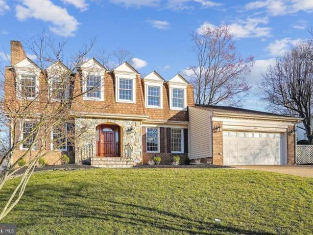 2095 Kedge Dr, Vienna, VA 22181