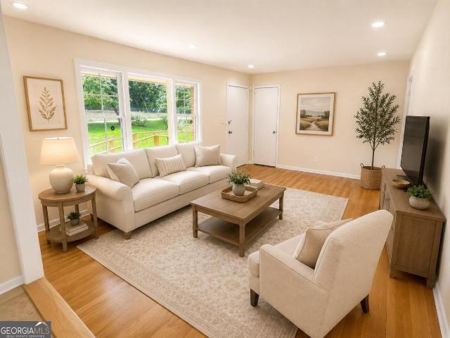 2095 Lilac Lane