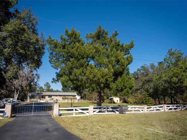 20963 E Colonial Dr, Christmas, FL 32709 | MLS #O6406 | Compass