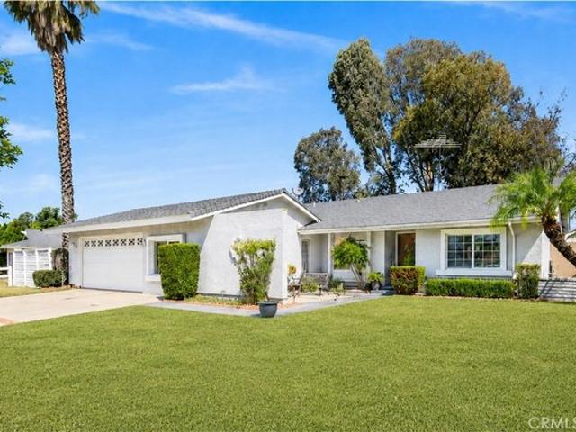 20965 Deloraine Dr, Walnut, CA 91789