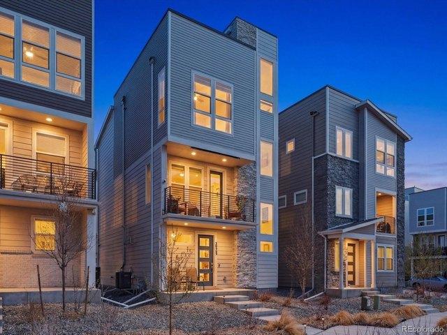 20969 E Quincy Dr, Aurora, CO 80015