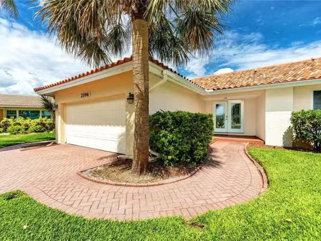 2096 Massachusetts Avenue Northeast, St. Petersburg, FL 33703.