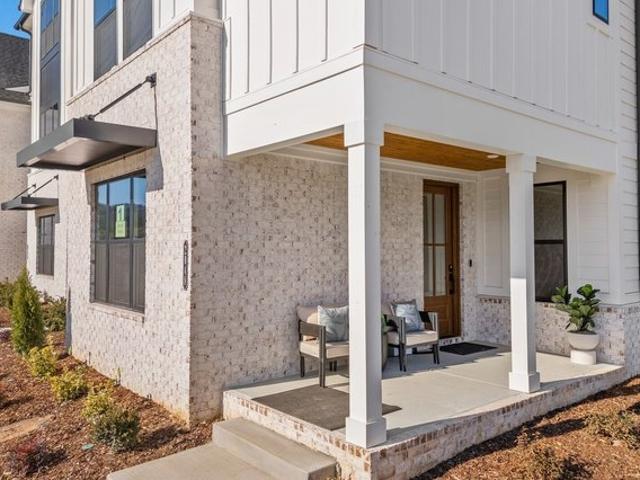 2096 Conductor Ln, Thompsons Station, TN 37179