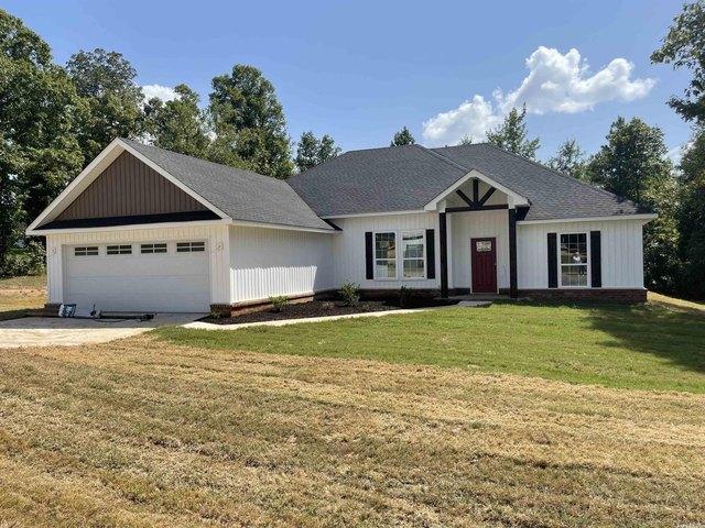 2096 Creekwood Cir, Bauxite, AR 72011