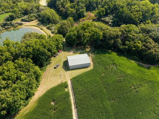 2096 Knox Rd # 1650E, Victoria, IL 61485