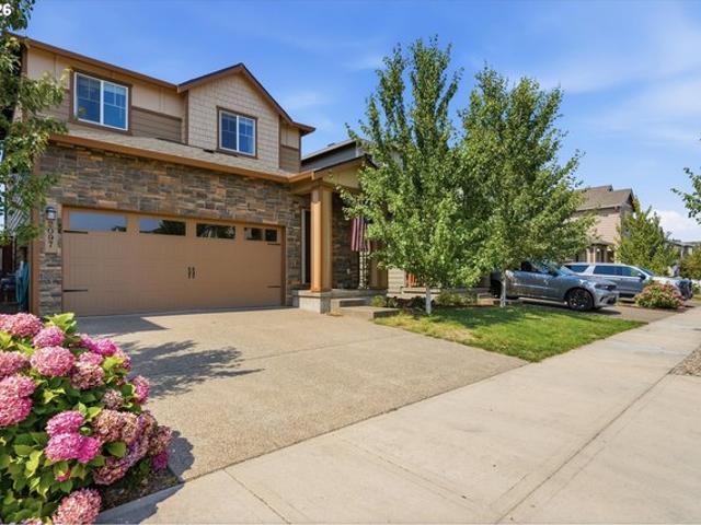 2097 NW Woodland Dr, McMinnville, OR 97128