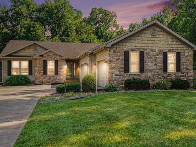 20982 Arcadia Dr, Bristol, IN 46507