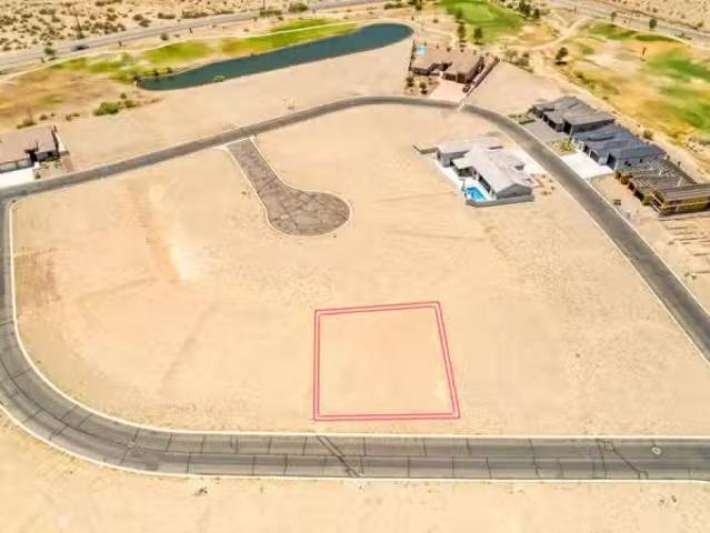 2098 CALLE LA REINA, FORT MOHAVE, AZ 86426