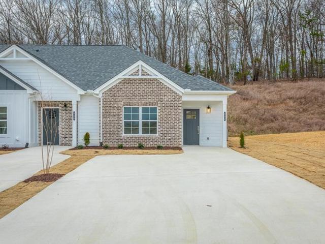 2098 Shady Ln, Cleveland, TN 37312