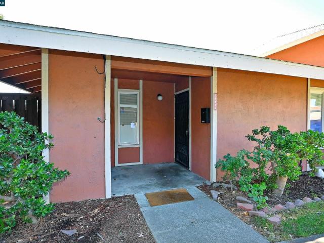 2099 Olivera Rd A