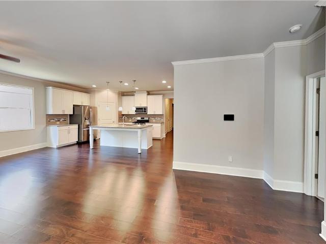 2099 Apple Orchard Way