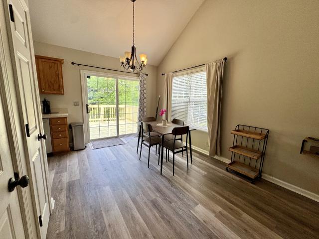 2099 Ferry Rd