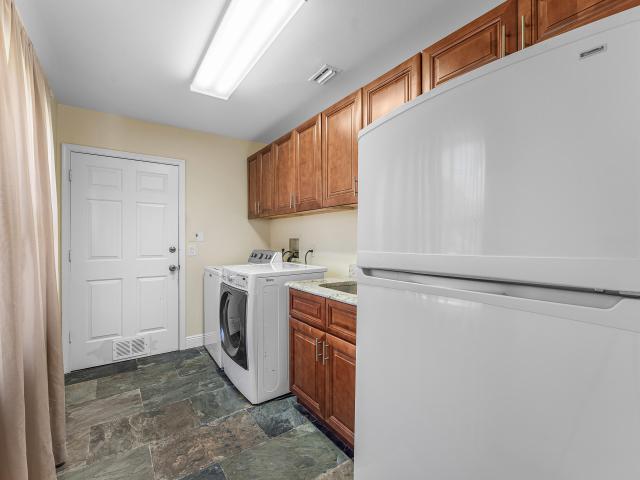 2099 Greenview Cove Dr, Wellington, FL 33414 | MLS #B26011