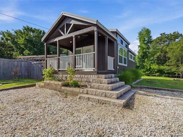 20900 N Lakeshore Drive