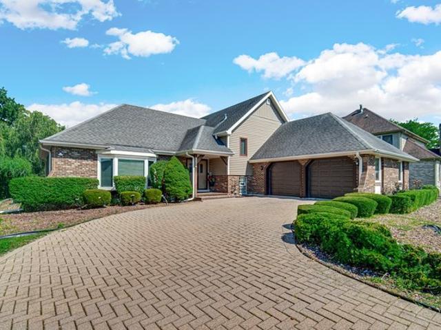 20905 London Dr, Olympia Fields, IL 60461