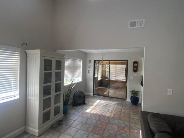 20909 Ridgeway Dr, Tehachapi, CA 93561 | Compass