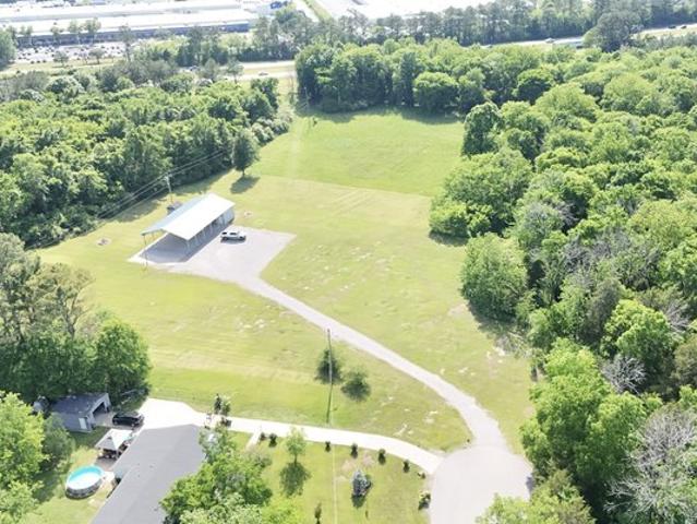 2090 Strickland Dr, Murfreesboro, TN 37127
