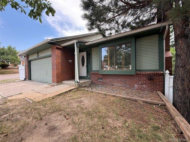 2090 Summerfield Dr, Castle Rock, CO 80104