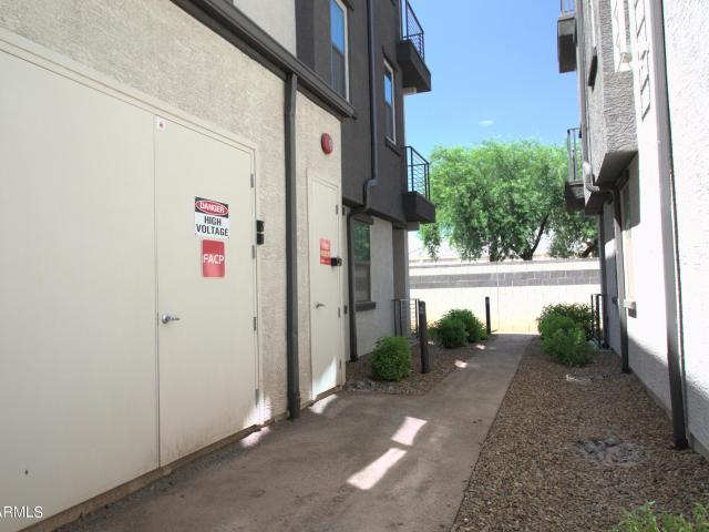 2090 S Dorsey # 1046