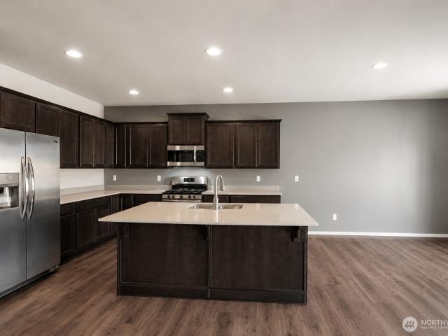 2090 th Street E