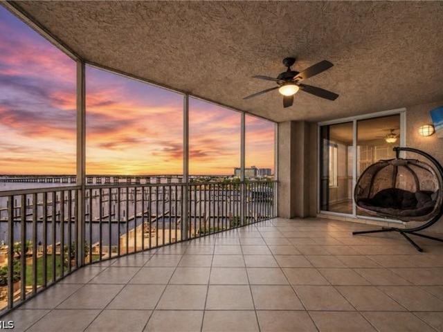 2090 W First St Unit E705, Fort Myers, FL 33901