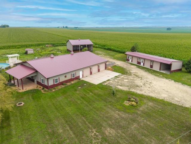 2090 250th Avenue