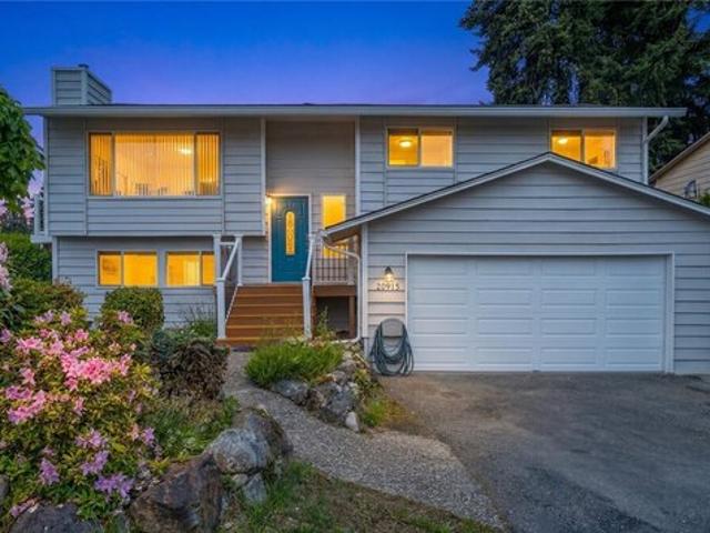 2091 th Pl W, Edmonds, WA 98026