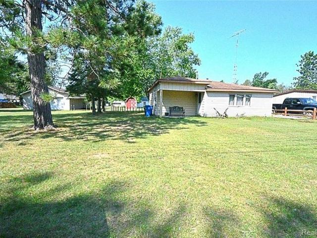 2091 Voight Rd, Richfield Township, MI 48656