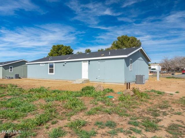 20921 E Park View Ln, Cordes Lakes, AZ 86333