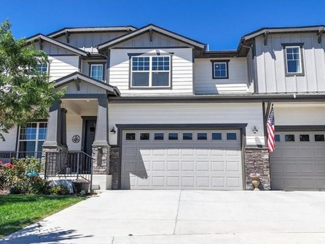 2092 Falling Leaf Dr, Windsor, CO 80550