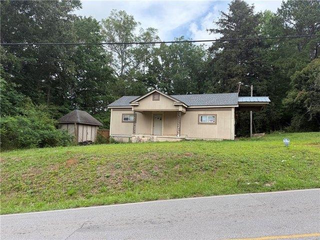 2092 Sanders Rd, Alexander City, AL 35010