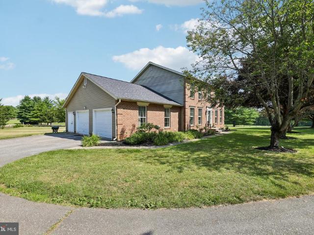 2092 Triple Green Court