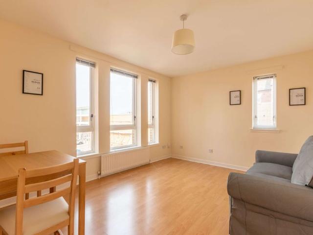 2092L Moray Park Terrace, Edinburgh, EH7 5TN