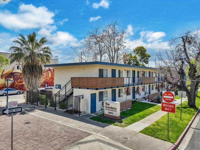 2093 Mt. Diablo Street