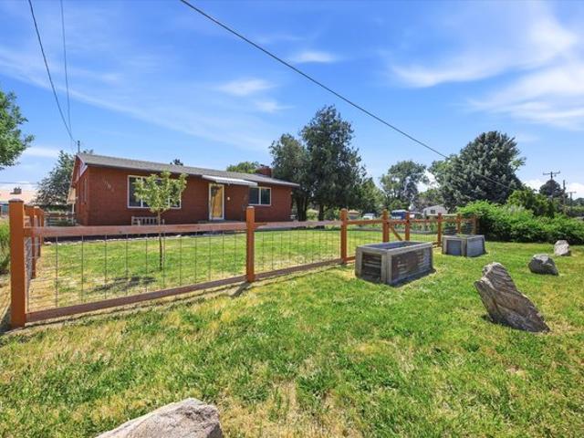 2093 E 6600 S, Uintah, UT 84405