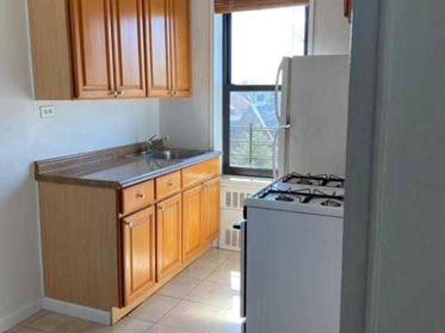 209 10 41 Ave 4E, Bayside, NY