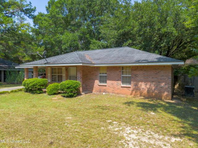 209 11th St, Mount Olive, MS 39119 | MLS #4123