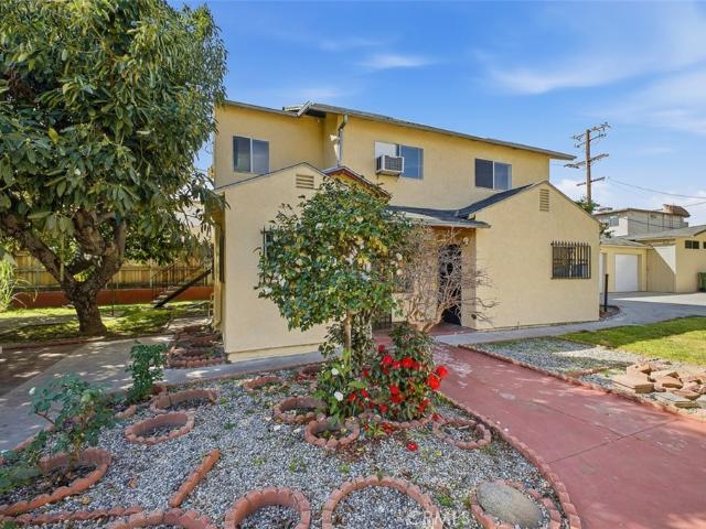209 1/2 N Monterey
