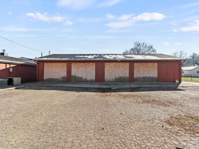 209 237 W Main Street
