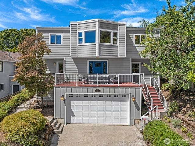 209 32nd Ave, Seattle, WA 98122