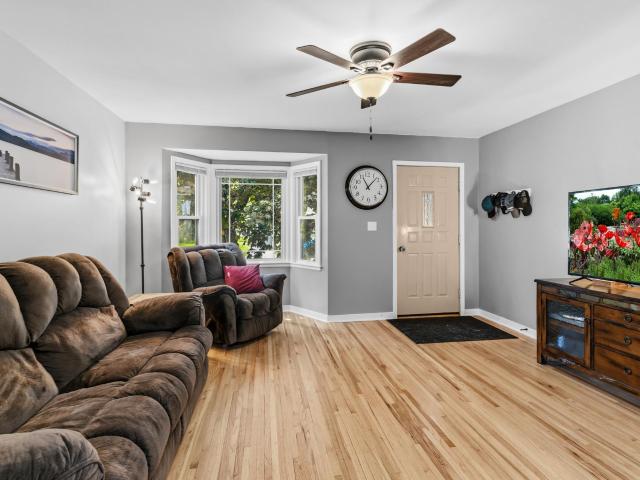 209 4th Street SW