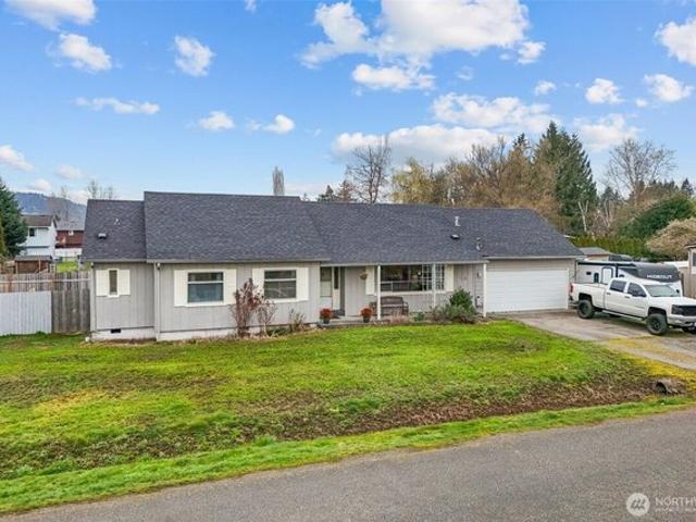 209 8th Ave N, Algona, WA 98001