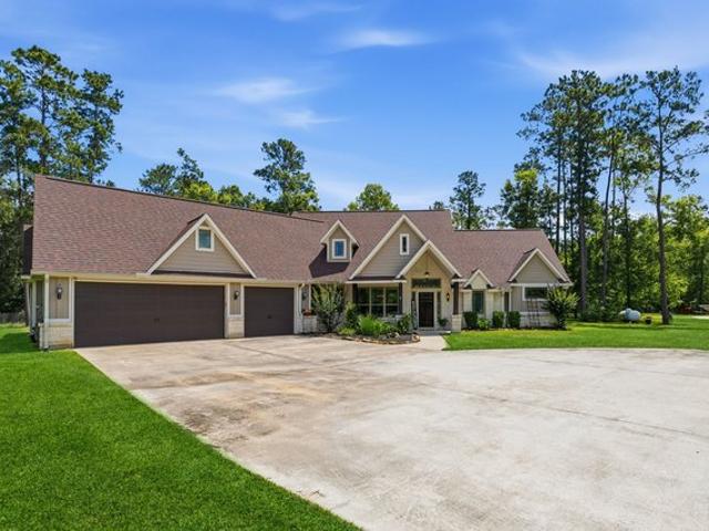 209 County Road 6324, Dayton, TX 77535