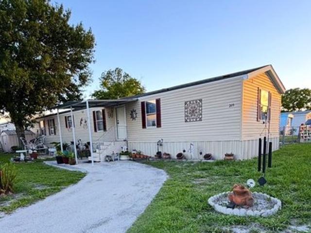 209 Coachman Ct, Sanford, FL 32773