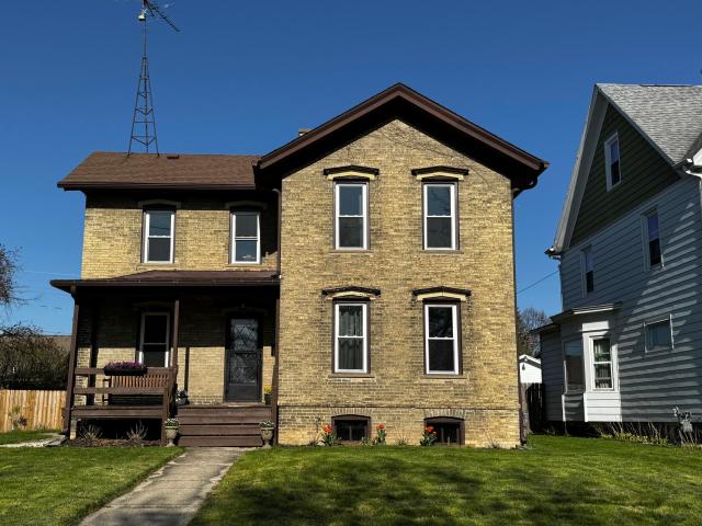 209 College Ave, Watertown, WI 53094 | MLS #1959 | Compass